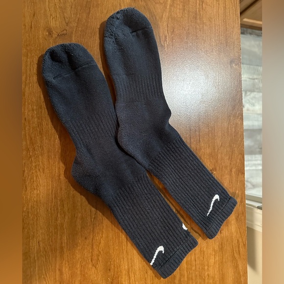 Nike | Underwear & Socks | Used Nike Socks Black See Pics And ...
